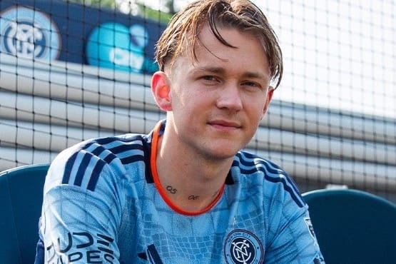 Birk Risa signs with NYCFC